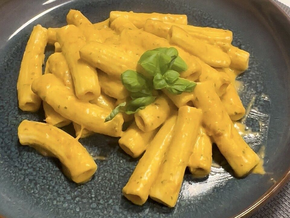 Maccheroni con Crema di pomodoro von cook_n_feel| Chefkoch