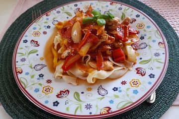 Hähnchengeschnetzeltes Balkan Art von Anaid55| Chefkoch