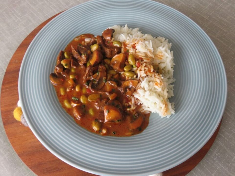 Rindergeschnetzeltes mit Edamame und Pilzen von Juulee| Chefkoch