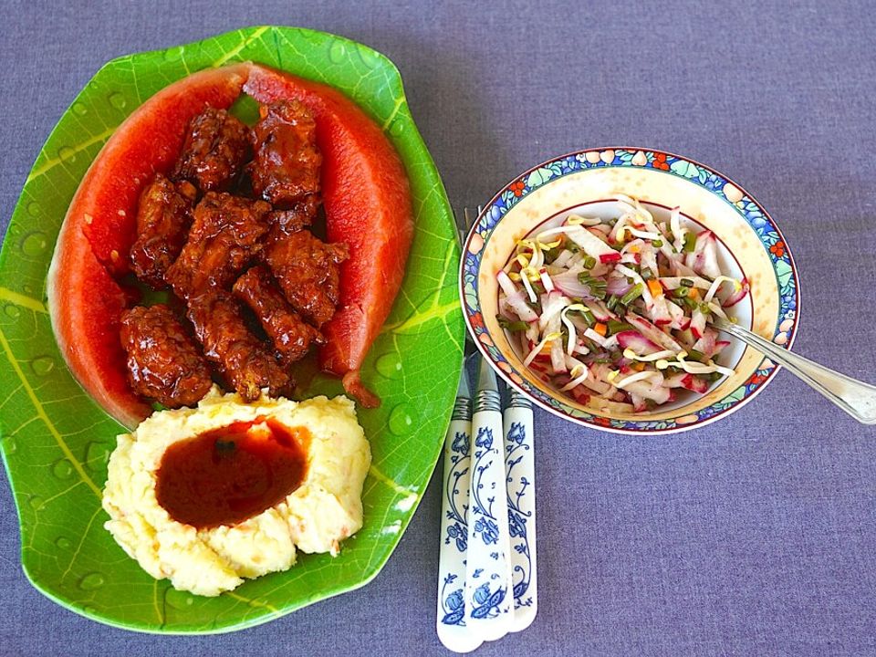 Ching-tu Spareribs mit exotischen Kartoffelbrei und Radieschensalat von ...