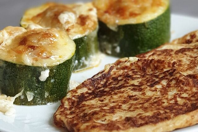 Tonas gefüllte Zucchini mit Gemüsebaggers von tobias1200