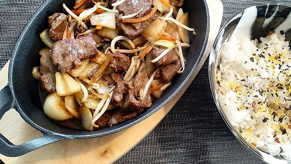 Rindfleisch mit Zwiebeln von Ramons_Kitchen