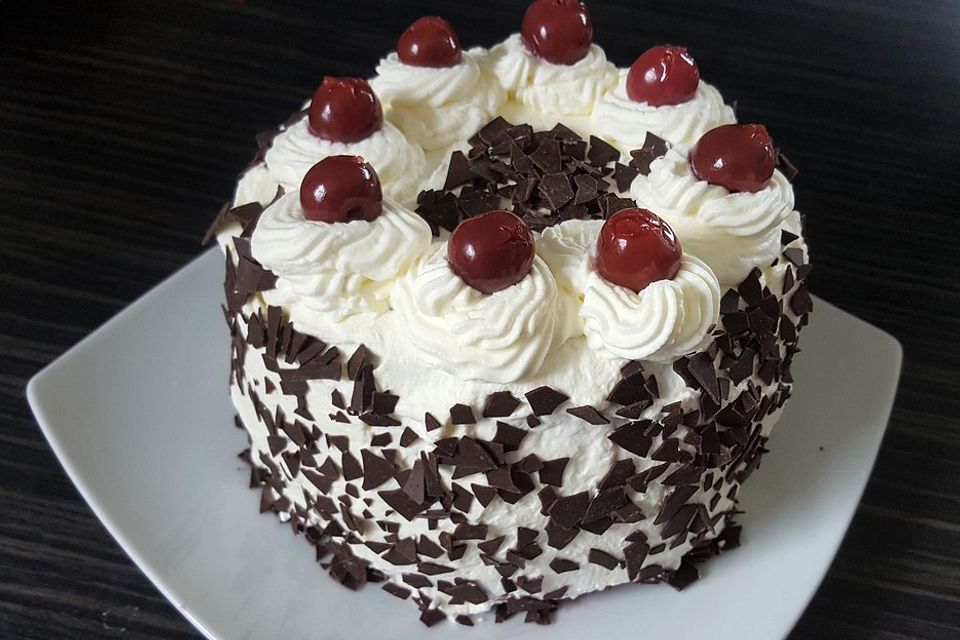 Klassische Schwarzwälder Kirschtorte - super easy