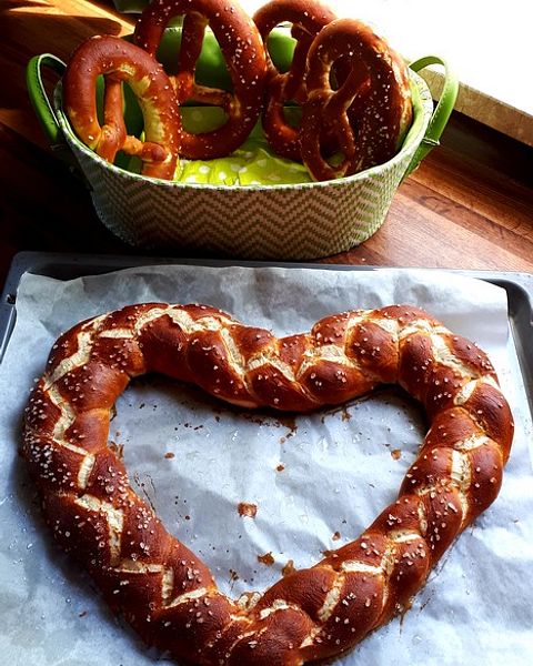 Laugenbrezel Rezepte | Chefkoch