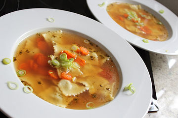 Maultaschensuppe von Skati| Chefkoch