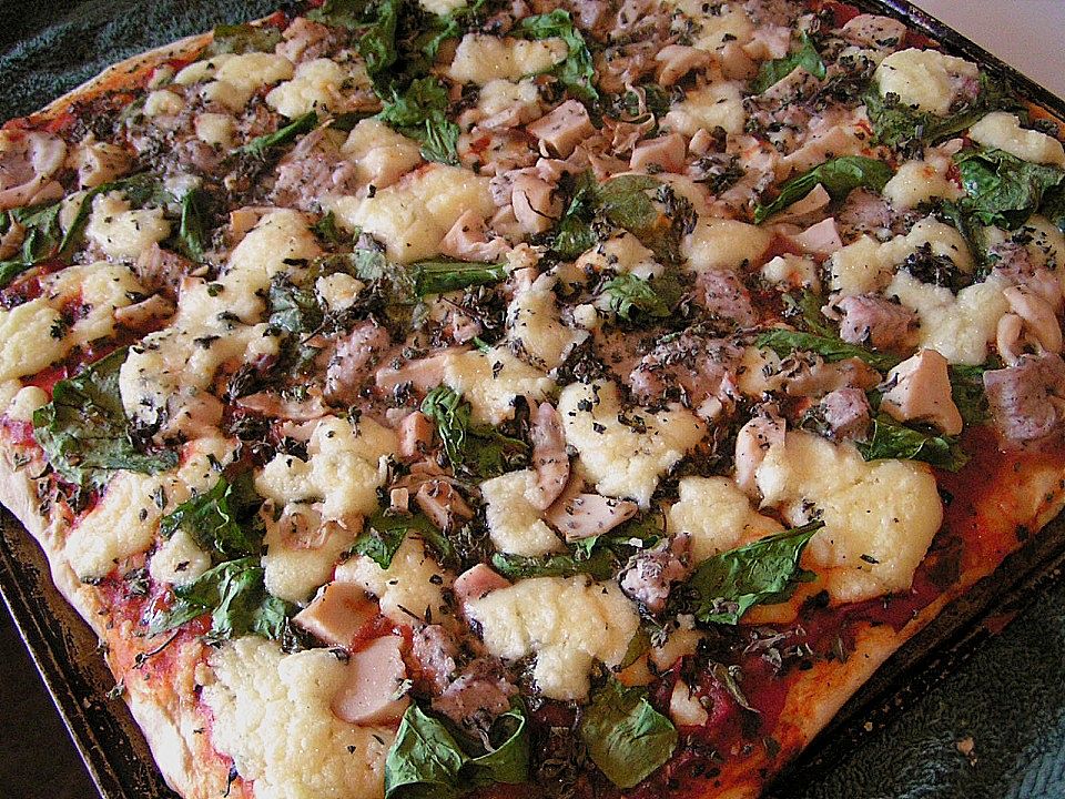 Pizza mit Fisch und Spinat | Chefkoch