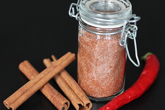 Zimt und Zucker mit Paprika und Chili von Sivi