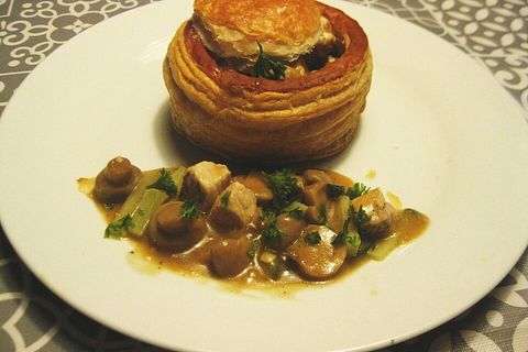 Pastetchen mit Kalbfleisch und Champignons von Happyfish