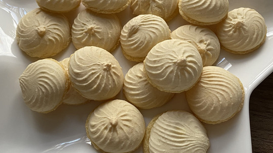 Anis - Plätzchen aus Biskuitteig von Wyrwaa