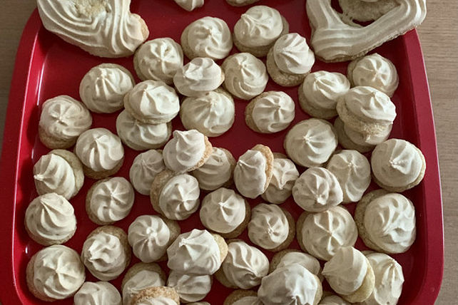 Anis - Plätzchen aus Biskuitteig von Wyrwaa| Chefkoch