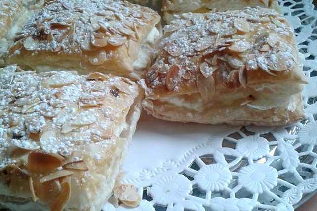 Schnelle Blätterteig - Vanille - Teilchen von DieliebeBeate| Chefkoch