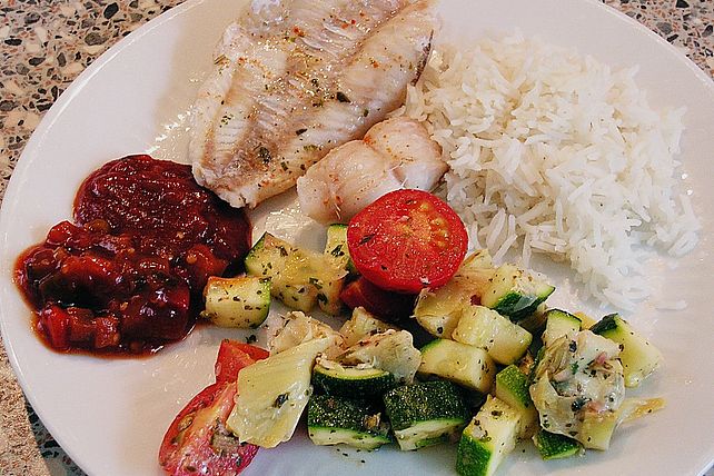 Rotbarsch mit mediterranem Gemüse von calimeroo| Chefkoch