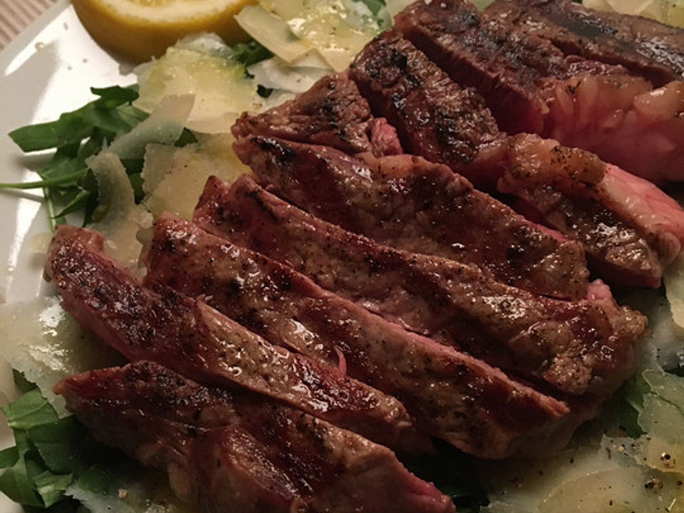 Tagliata di manzo con pomodoro e rucola von Gimchi4U| Chefkoch