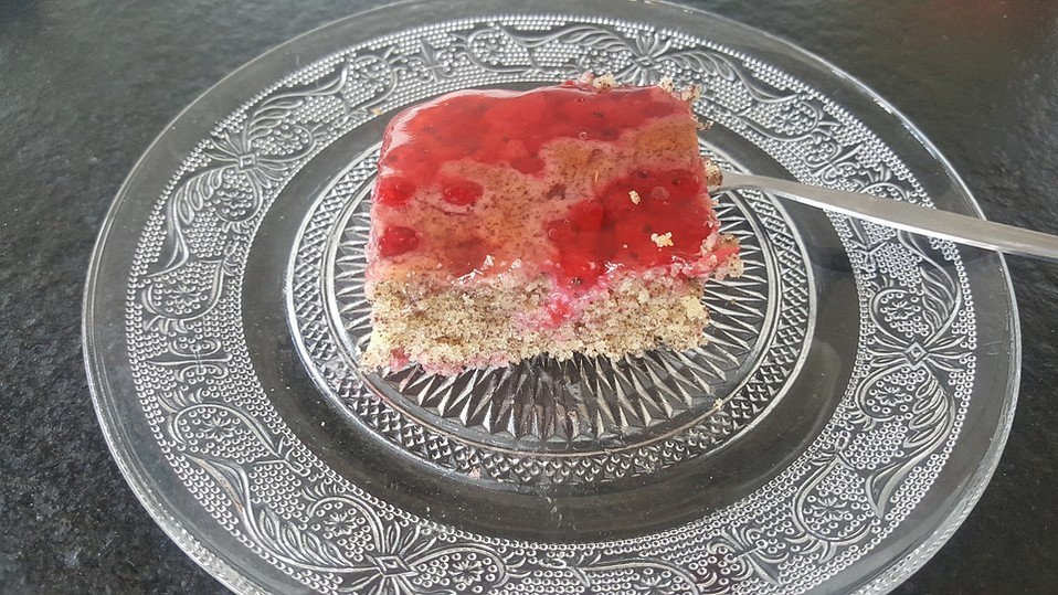 Mohnkuchen mit Johannisbeeren von Kimble
