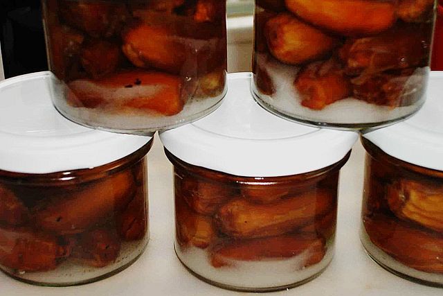 Datteln in weißem Rum von bushcook