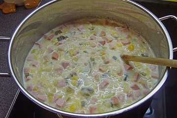 Kartoffel - Porree - Wurstsuppe von Lizzy2109| Chefkoch