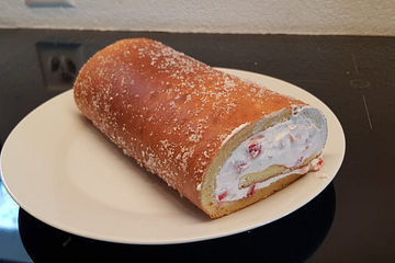 Erdbeerroulade von tinikuhl | Chefkoch