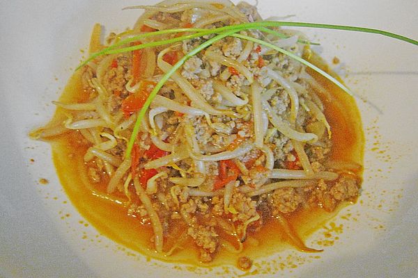 Sojabohnenkeimlinge mit Hackfleisch von jemsley | Chefkoch