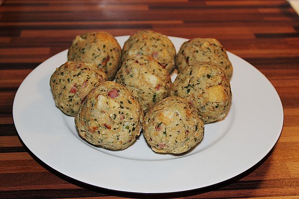 Semmelknödel von May68 | Chefkoch