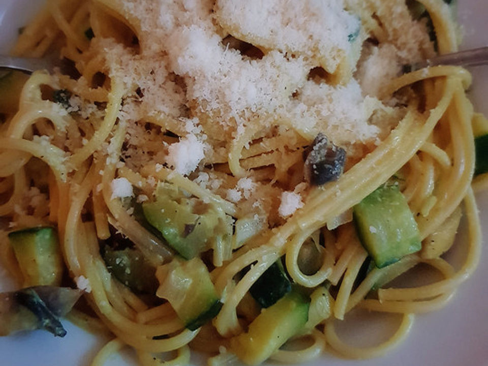 Zucchini - Pasta von mamahäschen | Chefkoch