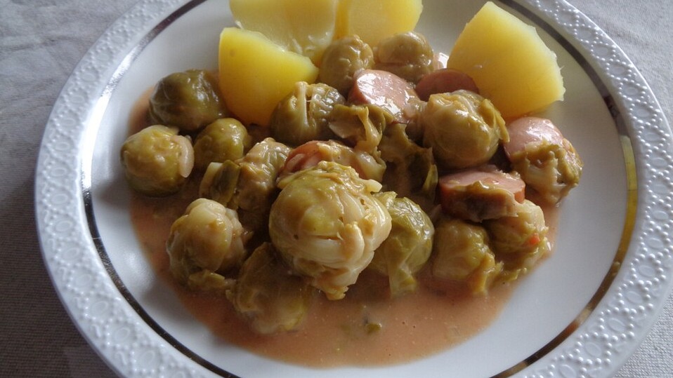 Rosenkohl mit Paprika - Soße von plumbum